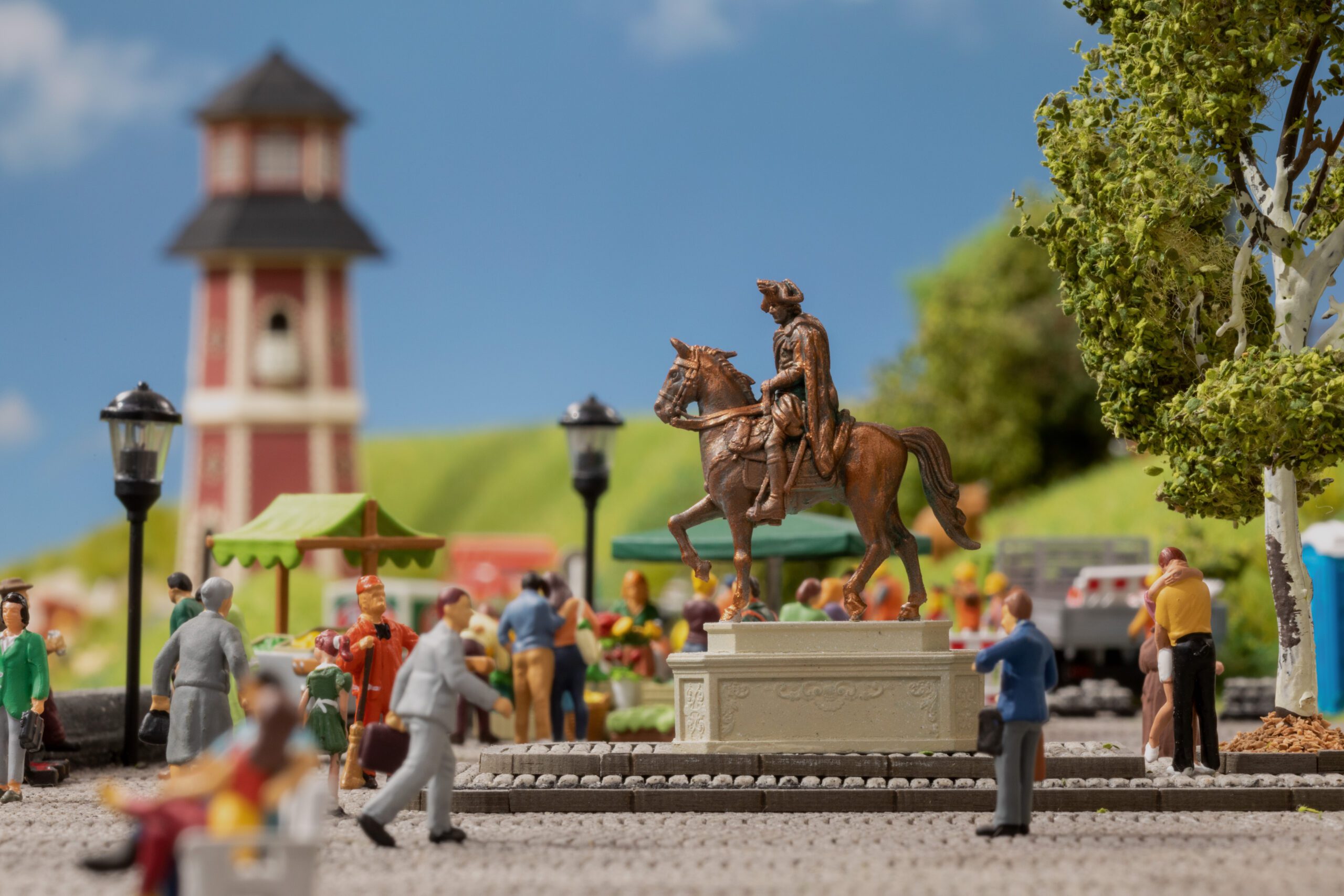 Bitte umsteigen! Neue E-Commerce Plattform für NOCH Modellbau ...